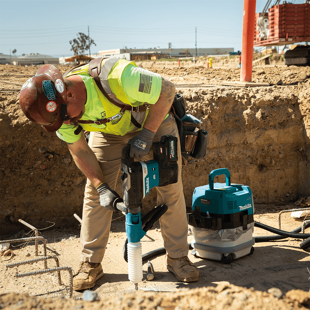 40V max XGT 2.1 Gallon Brushless Cordless HEPA Filter Dry Dust ...